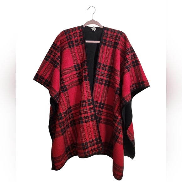 Woolrich | Jackets & Coats | Vintage Woolrich Reversible Shawl Red ...